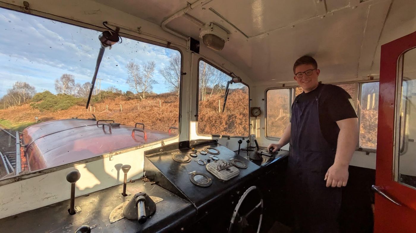 Drive A Diesel Train in Gateshead, UK | Tanfield Railway